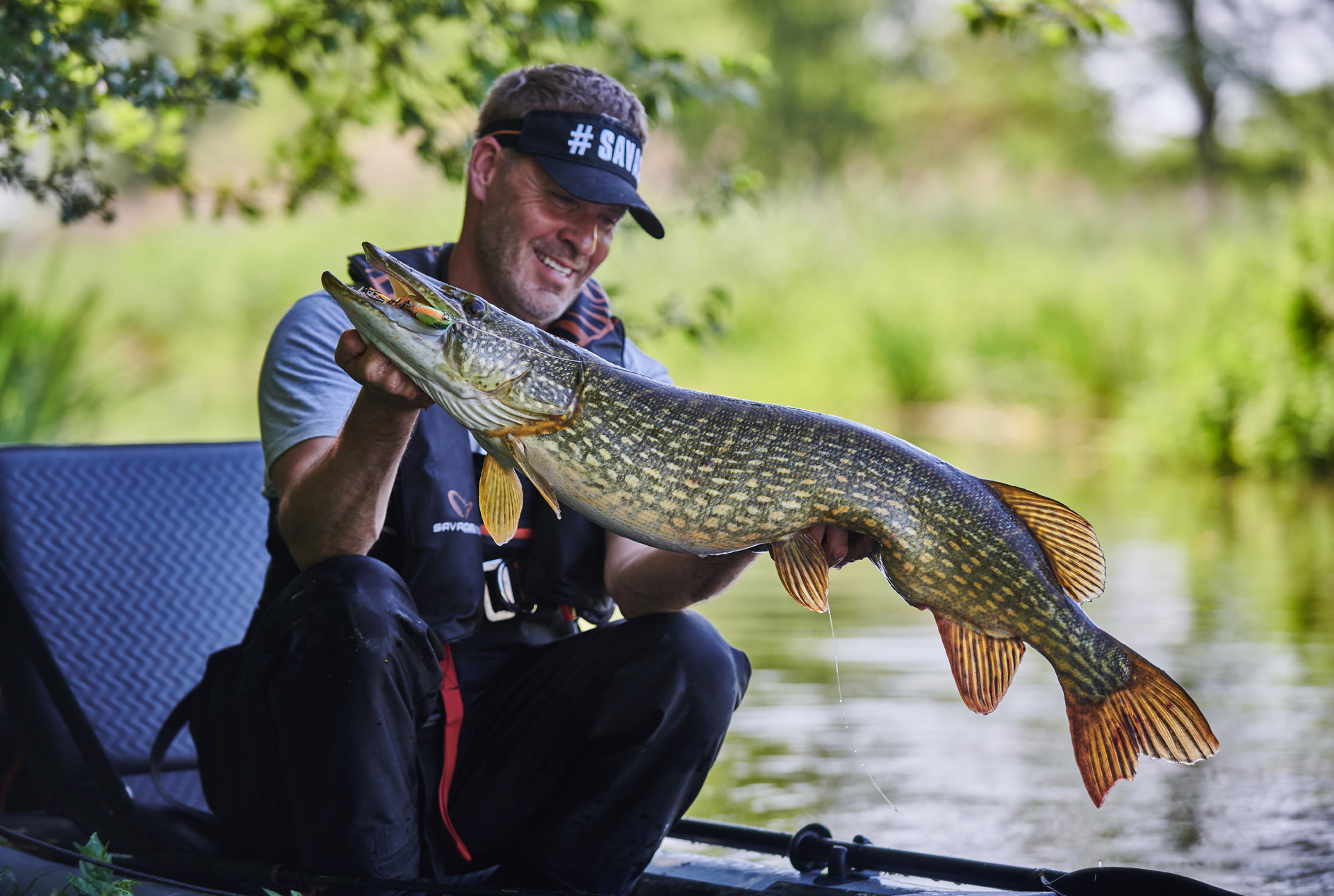 Find fiskepladser, fiske-guides, artikler, inspiration og meget mere